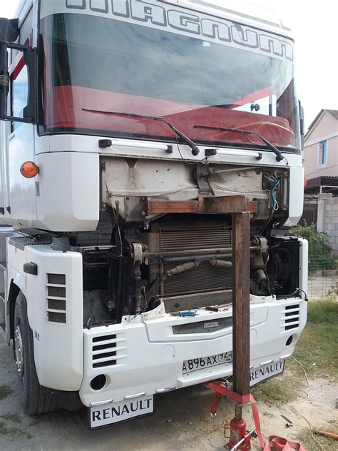 Замена сайлентблоков кабины Рено Магнум — Renault Magnum, 1,2 л, 2004 ...
