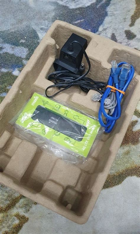 Maxis Home Fibre Wifi Router Dual Band USB Modem Dongle Computers Tech Parts