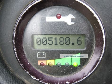 Yale Os030ecn24te089 Order Picker Selector 3000 Stock Picker Forklift