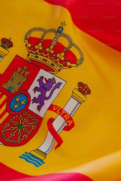 스페인 국기의 클로즈업 사진 Unsplash의 스페인 국기 이미지