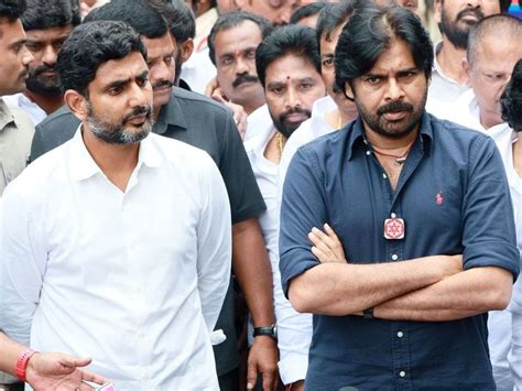 Pawan Kalyan Nara Lokesh Meet Rajamahendravaram