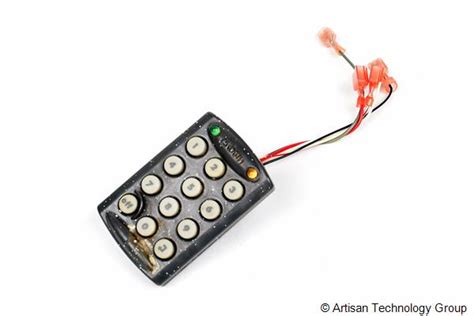 126382 Crown Keypad Artisantg™