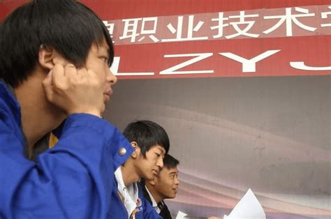 专科生算是大学生吗答案并不是很友好揭露了大专生的悲伤 学历