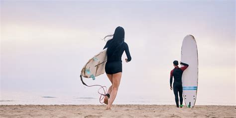 국내 휴양지에 퍼진 가짜 뉴스 강원도 고성 서핑보드 커플의 진실 밝혀지다 여행탐구