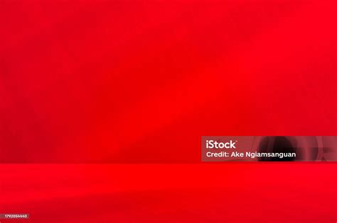 빈 스튜디오 내부 배경과 배경 스탠드 제품 디스플레이 텍스트 삽입을 위한 빈 텍스트 배경에 그림자와 빨간색 나뭇잎 0명에 대한