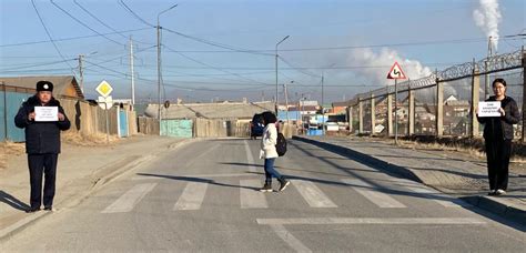 118 р сургууль Ногоон гэрэл цагаан шугам бидний дуу Facebook