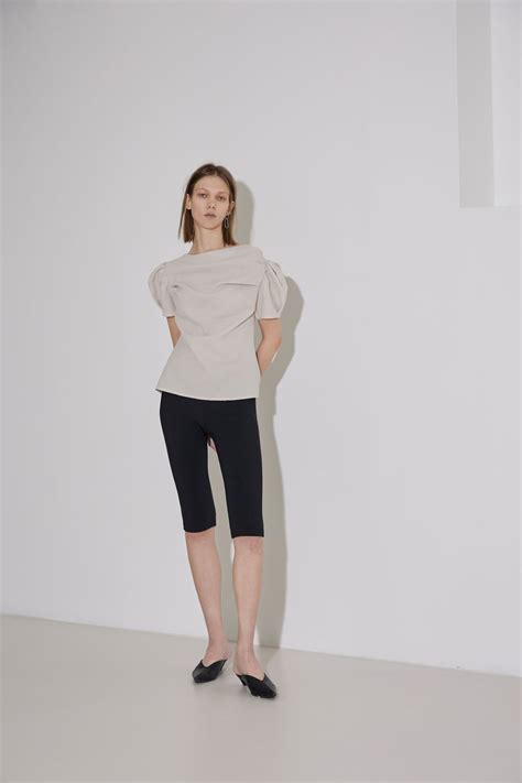 에콘 마르땅 퍼프 블라우스 크림 아이보리 감도 깊은 취향 셀렉트샵 29cm