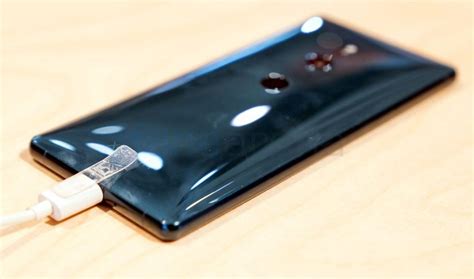 Sony Xperia XZ2 Fonearena 07 Fone Arena Sony Xperia XZ2 Fonearena 07 Fone Arena