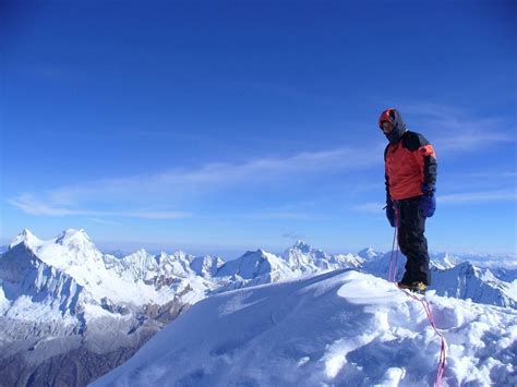 Daniel Toader Urca Muntii Pe Care Nu I Urca Nimeni