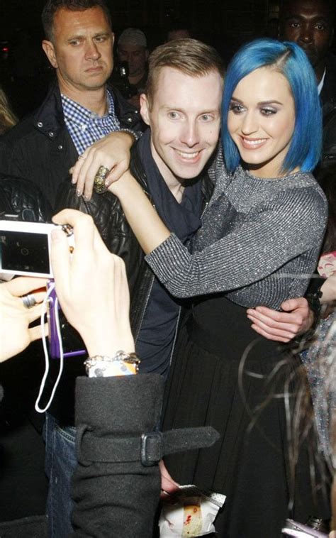 Blog De La Tele Katy Perry Canta Part Of Me Por Una Gran Causa En Londres