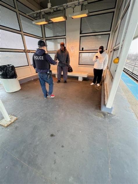 Chicago Police On Twitter Rt Cpdtransit Public Transportation