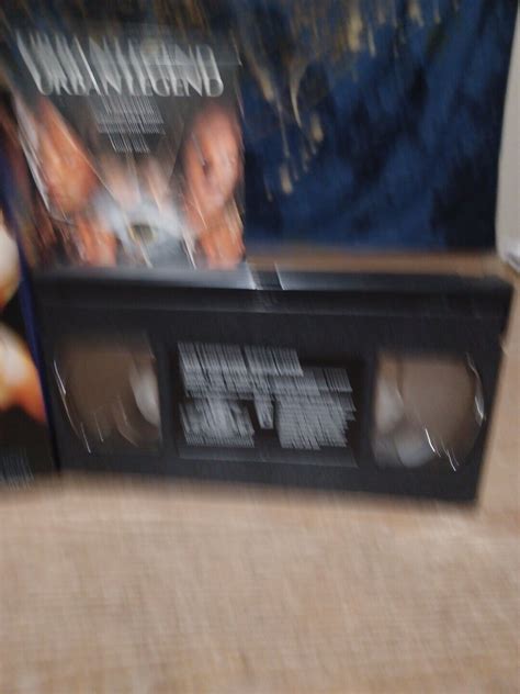 Disturbing Behavior Urban Legend VHS 1999 Katie Holmes Jared Leto