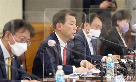 은행장 간담회 발언하는 정은보 금감원장 네이트 뉴스