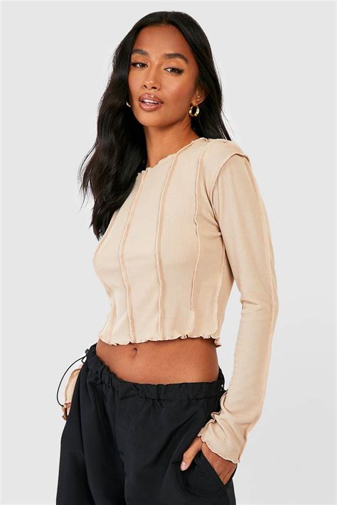 Petite Exposed Seam Ribbed Long Sleeve Crop Top Boohoo
