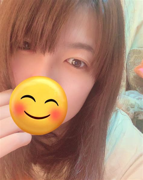 ゆきぶやー🐶 On Twitter ガチ寝起きでごめんなんやけど、今日やたら顔が浮腫んでなくて嬉しかった記念📸