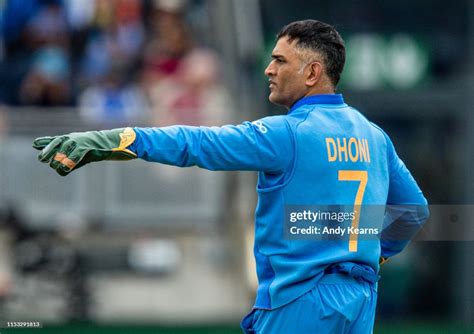 Ms Dhoni Of India Issues Instructions During The Group Stage Match Of