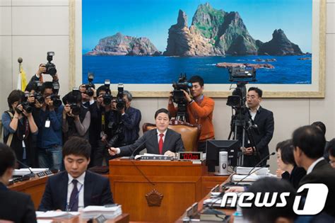외통위 여야 개별 발의한 북한인권법안 상정 뉴스1