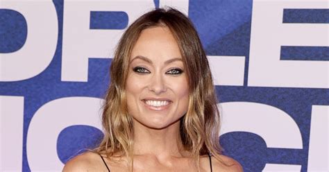See Olivia Wildes Revenge Dress Moment At The Peoples Choice Awards