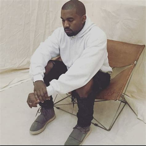 Pin By Vividvise On Kanye West Outfits Funny Kanye Kanye West Funny