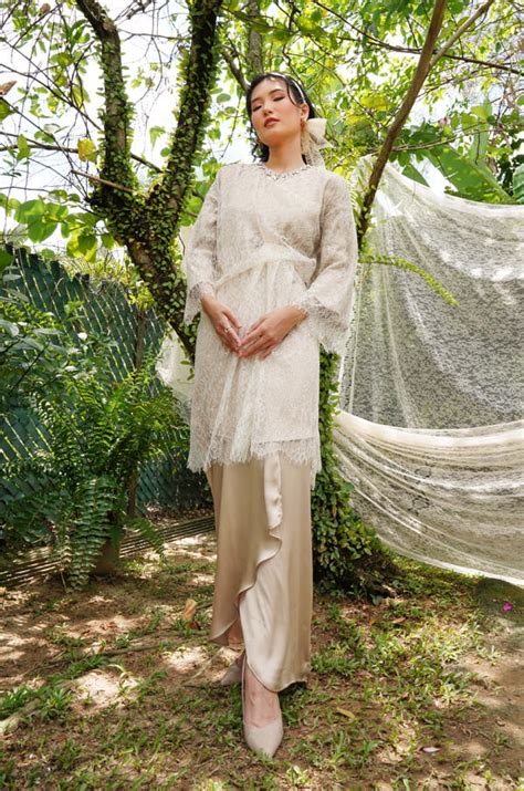 Renda Series Candra Set Camel Brown Maroon Red