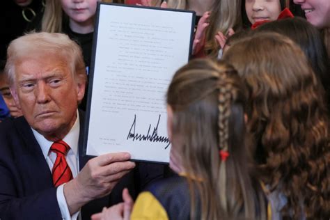 Trump Signs Order Banning Trans Athletes From Competing In Womens