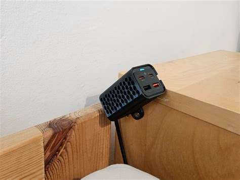 倍思65w氮化镓充电器支架 来自 Mosquitoluigi Makerworld：免费下载 3d 模型