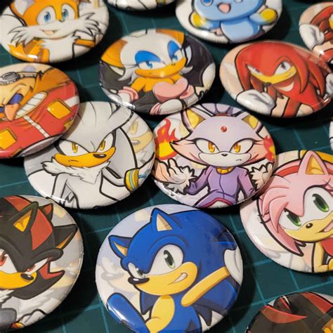 Sonic Buttons 38mm ⋆ V0idless