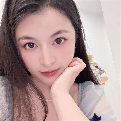 Lulu Moon Nude On Cam Live Sex Chat On Fapchat