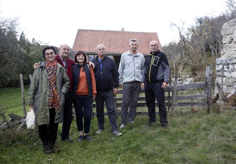 “svuda Pođi U Preodac Dođi” Nekada Najljepše Selo U Evropi čuvaju Od