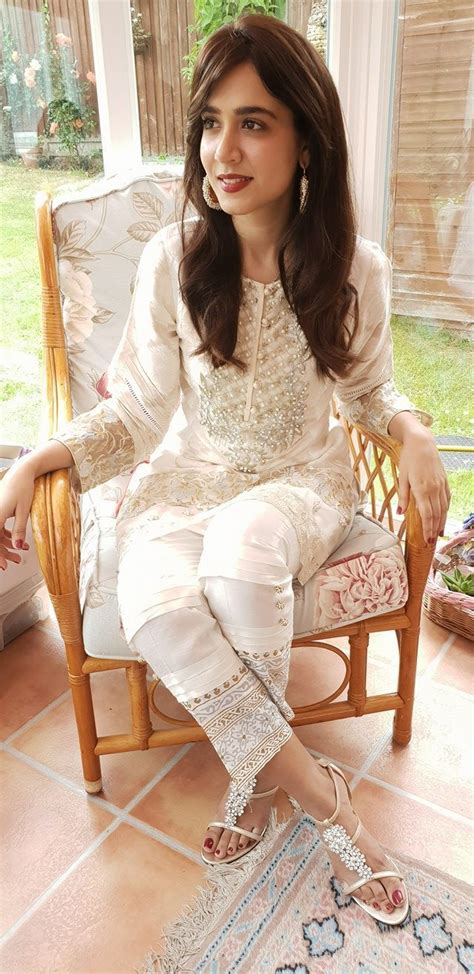 Mansha Pashas Feet