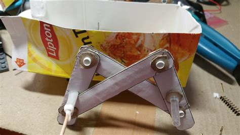 工作と小物のがらくた部屋