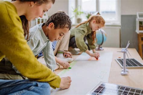 Kinder Zeichnen Ein Projekt Zum Umweltunterricht In Der Schule