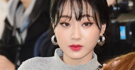 나인뮤지스 경리 공항에서도 돋보이는 미모