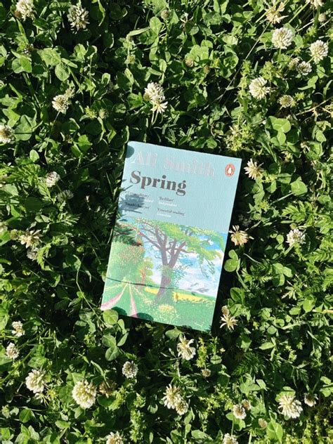 spring ali smith rita da nova