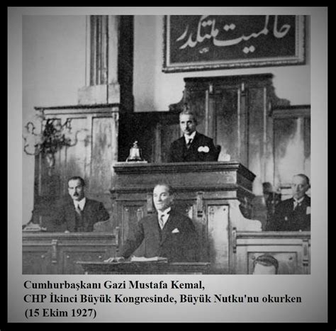 Atatürk Dağ Başını Duman Almış Marşını Yorumluyor