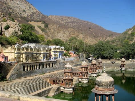 The Bhangarh Fort Story Behind The Mystery Of The Most Haunted Place