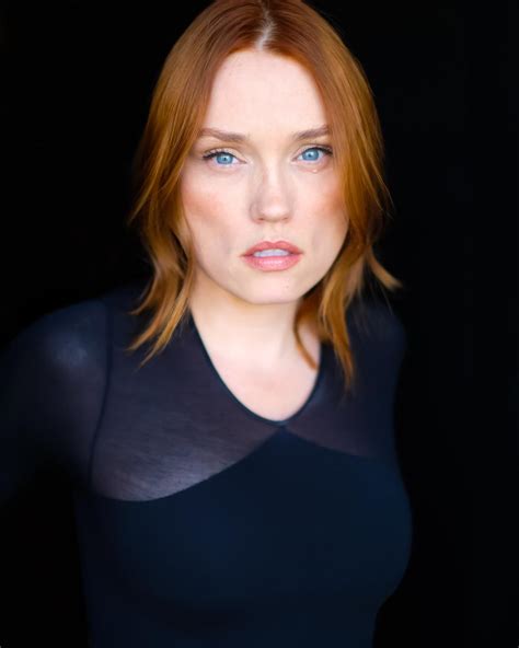 Gallery Clare Grant