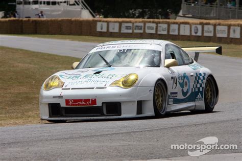 2005 Porsche 911 RSR Andrew Tate Op Goodwood Festival Of Speed Retro