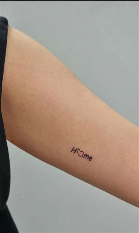 Pin By Armin Movaheddin On Tattoos Tattoos Intimate Tattoos Minimal