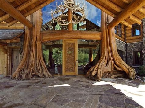 Amazing Entryway To This Log Cabin Home Log Cabin Homes Log Homes Luxury Log Cabins