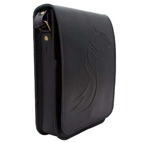 Borseta Neagra Barbati Din Piele Cu Model Lup Dacic Koson