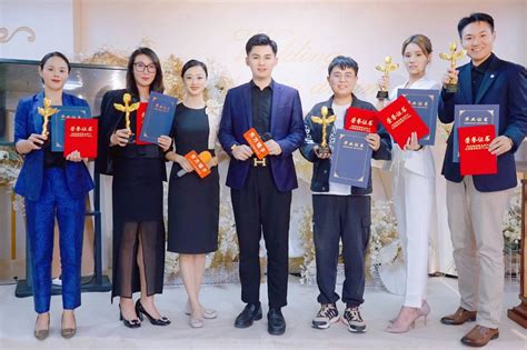 主持人培训：如何克服上台和当众表达的紧张情绪？就业收获生涯