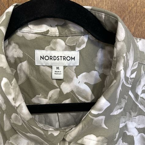 Mens Xl Nordstrom Casual Floral Print Short Sleeve Button Gray And
