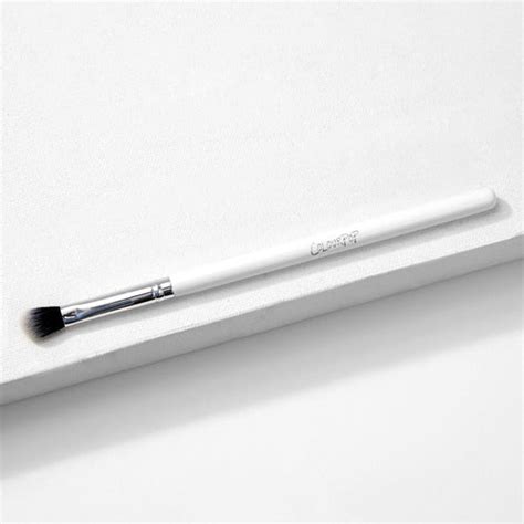 Makeup Tools And Accessories