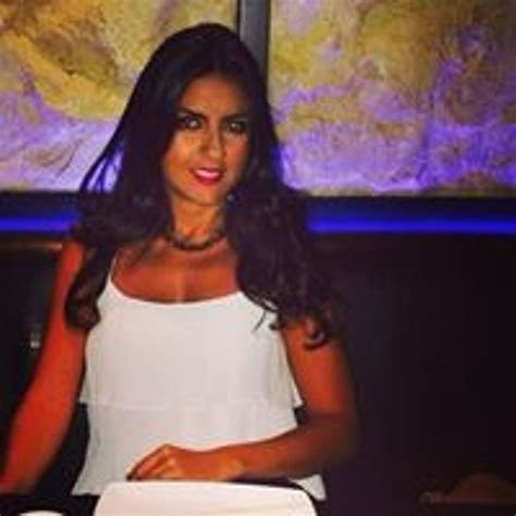 Stream Dana Issa Al Nasser Music Listen To Songs Albums Playlists