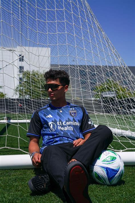 Omar Arechiga Martinez Attacking Midfielder Cal State Monterey Bay