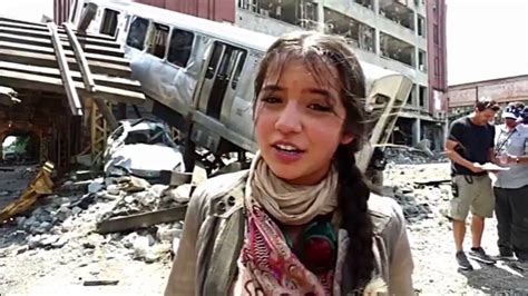 Transformers 5 Isabela Moner Official Set Video 2016 Youtube