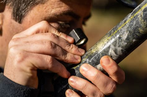 Helix Enhances Gold Anomalies Within Eastern Group Tenements Mining