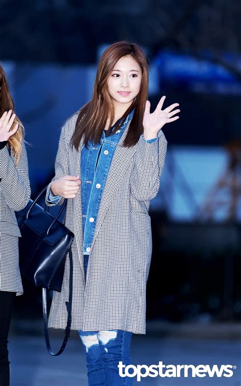 Hd포토 트와이스twice 쯔위 과즙미 넘치는 인사 네이트 연예