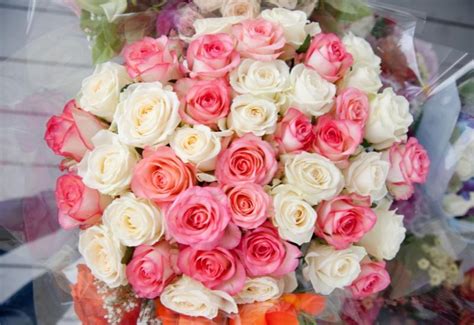 Топ 35 идей что подарить девушке на день рождения в 2025 году